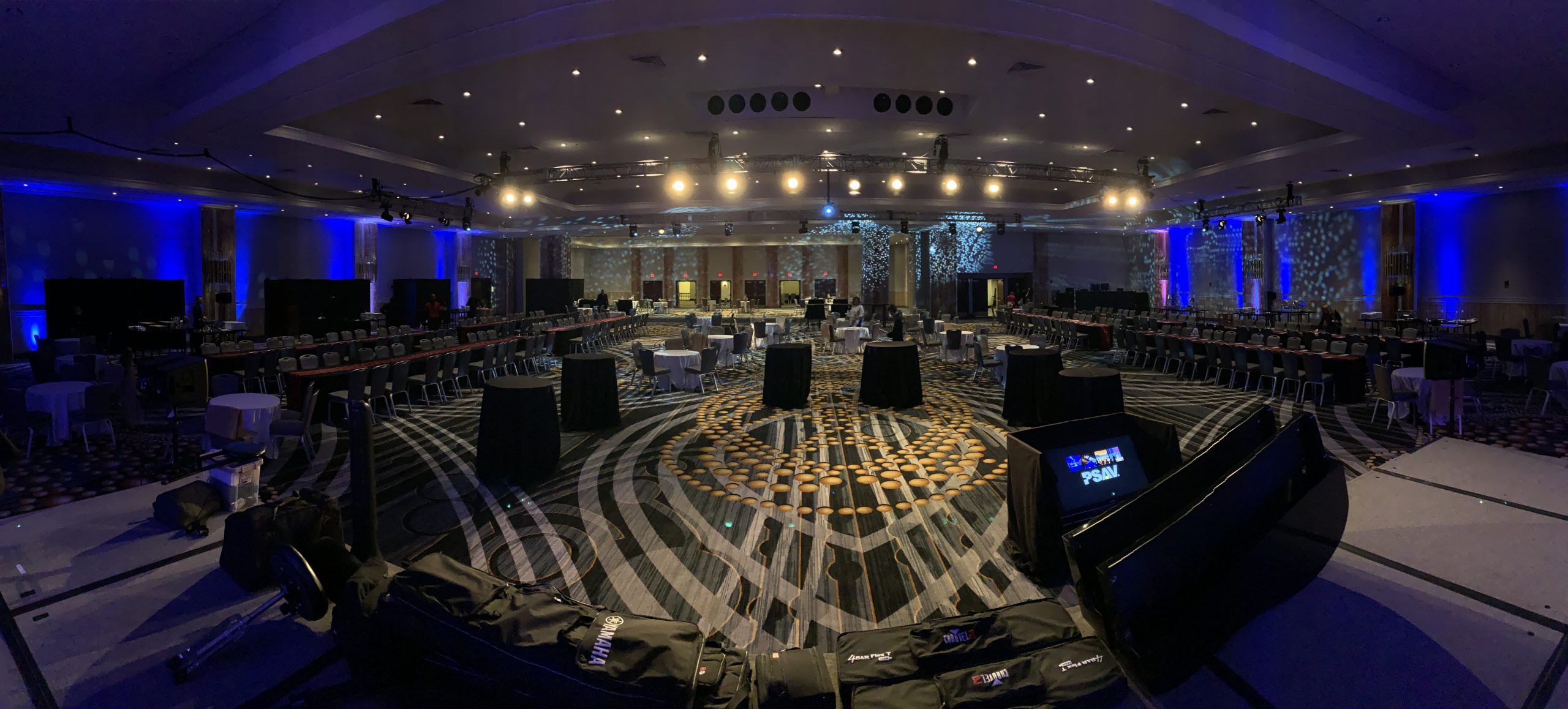 Marriott Downtown Holiday Festivity - Felix And Fingers Dueling Pianos