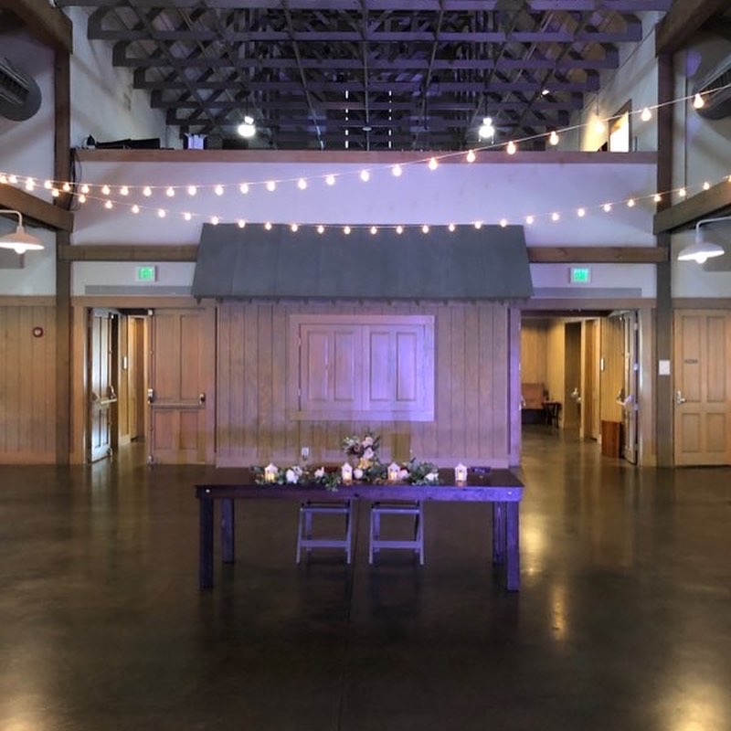 The Loveless Barn Wedding - Felix And Fingers Dueling Pianos