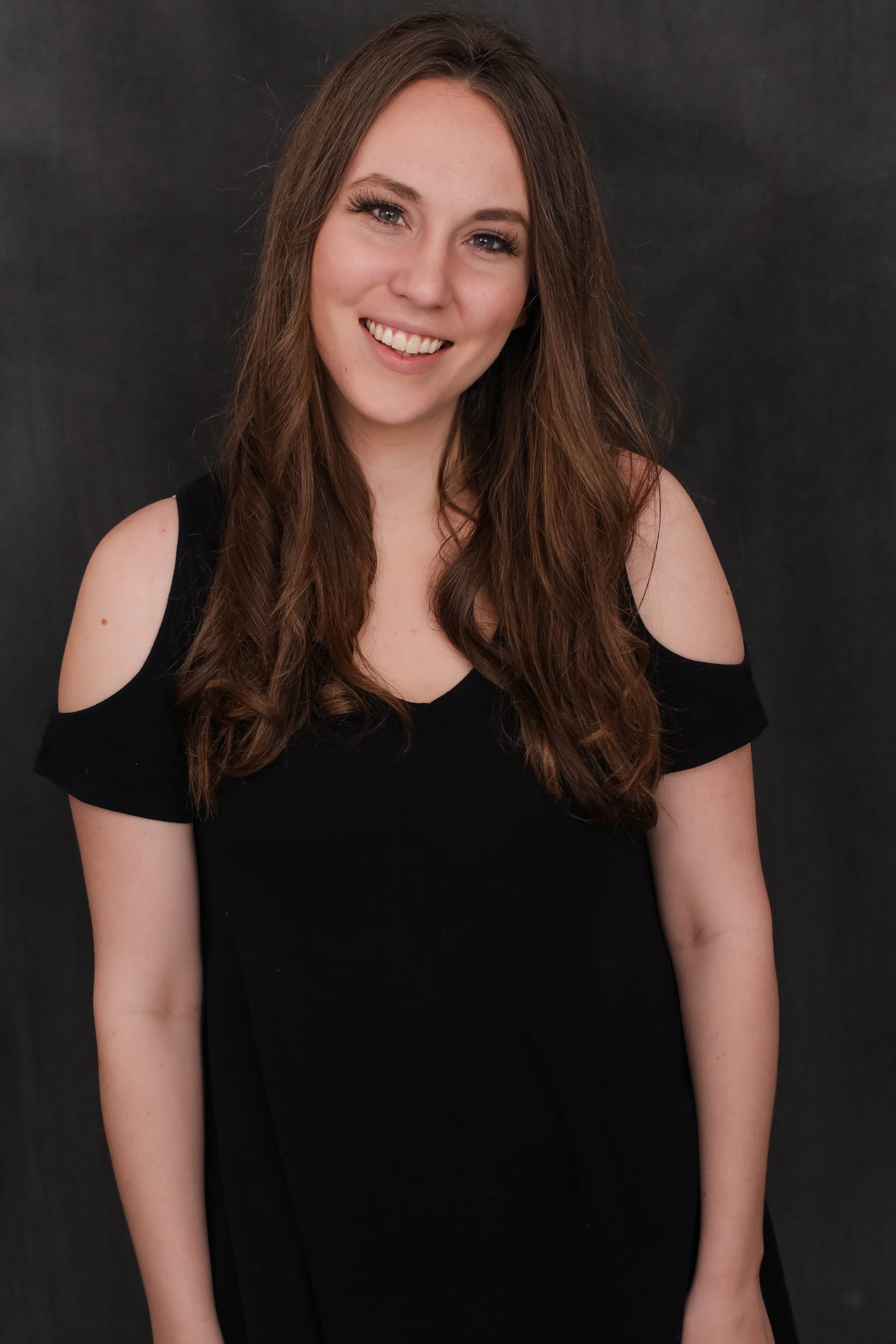 Introducing Katie Louise - Felix And Fingers Dueling Pianos