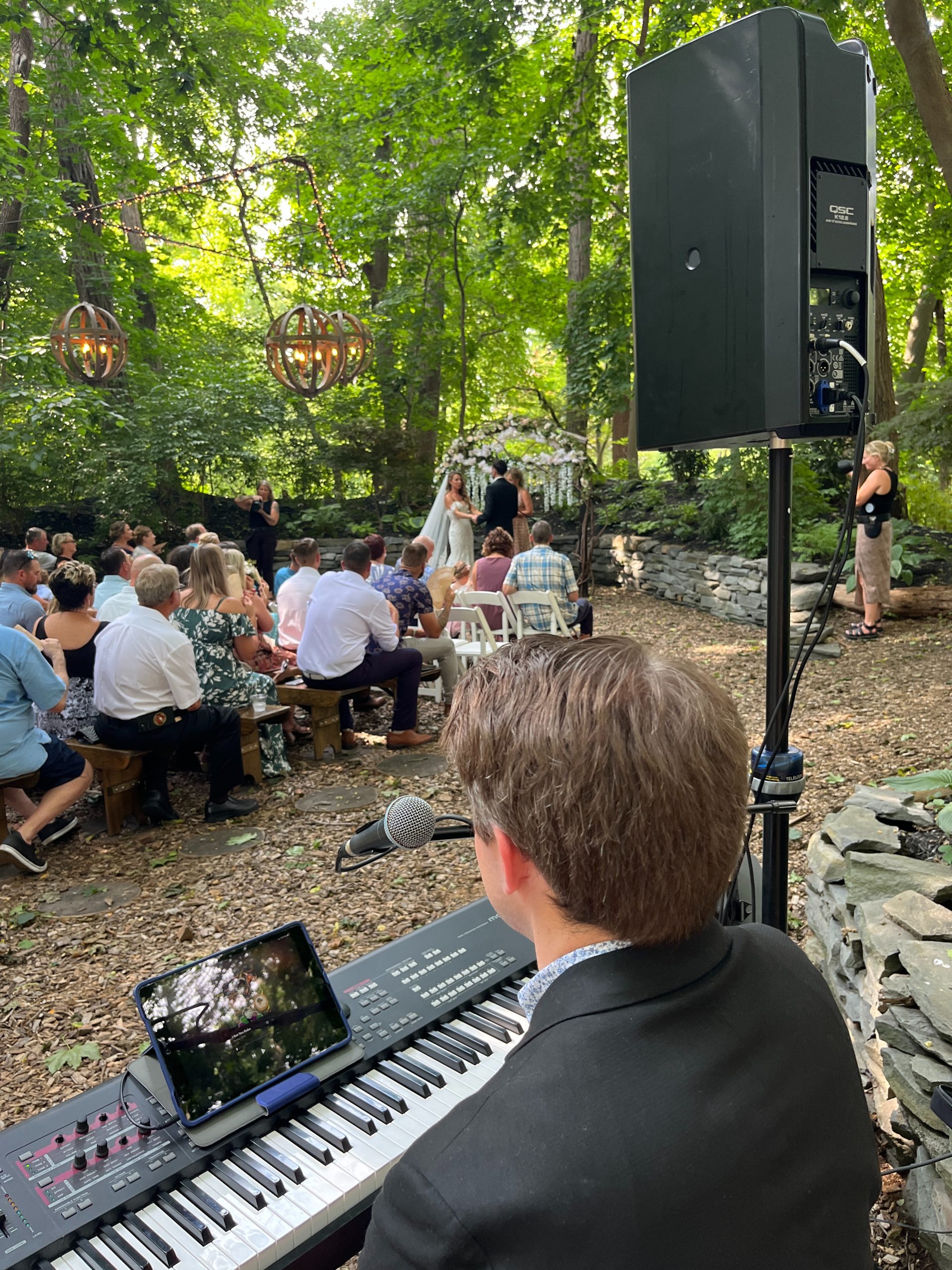 Stone Mill Inn Dueling Pianos Wedding Celebration Hallam Pennsylvania