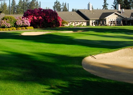 Everett Golf and Country Club Rocks with Thunderstruck: A Night of ...