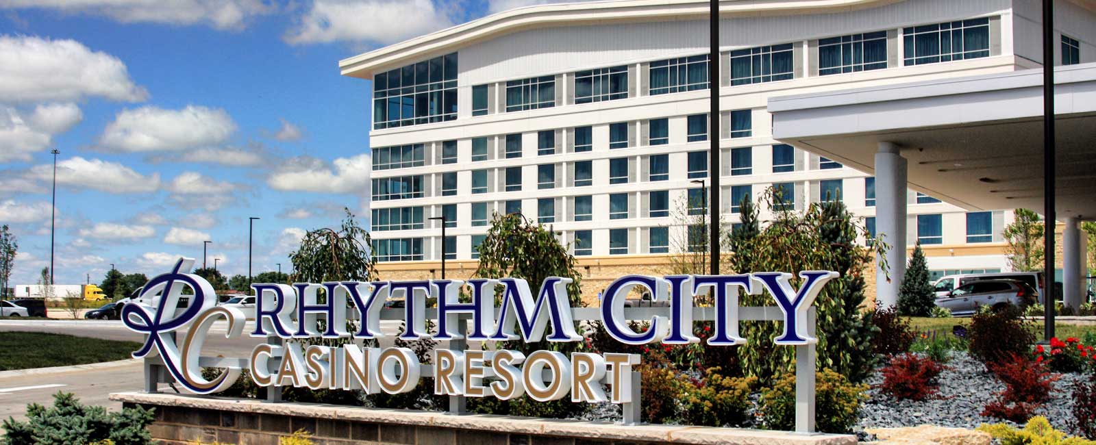 Rhythm City Casino Resort® Hosts Festive Dueling Pianos Event: A ...