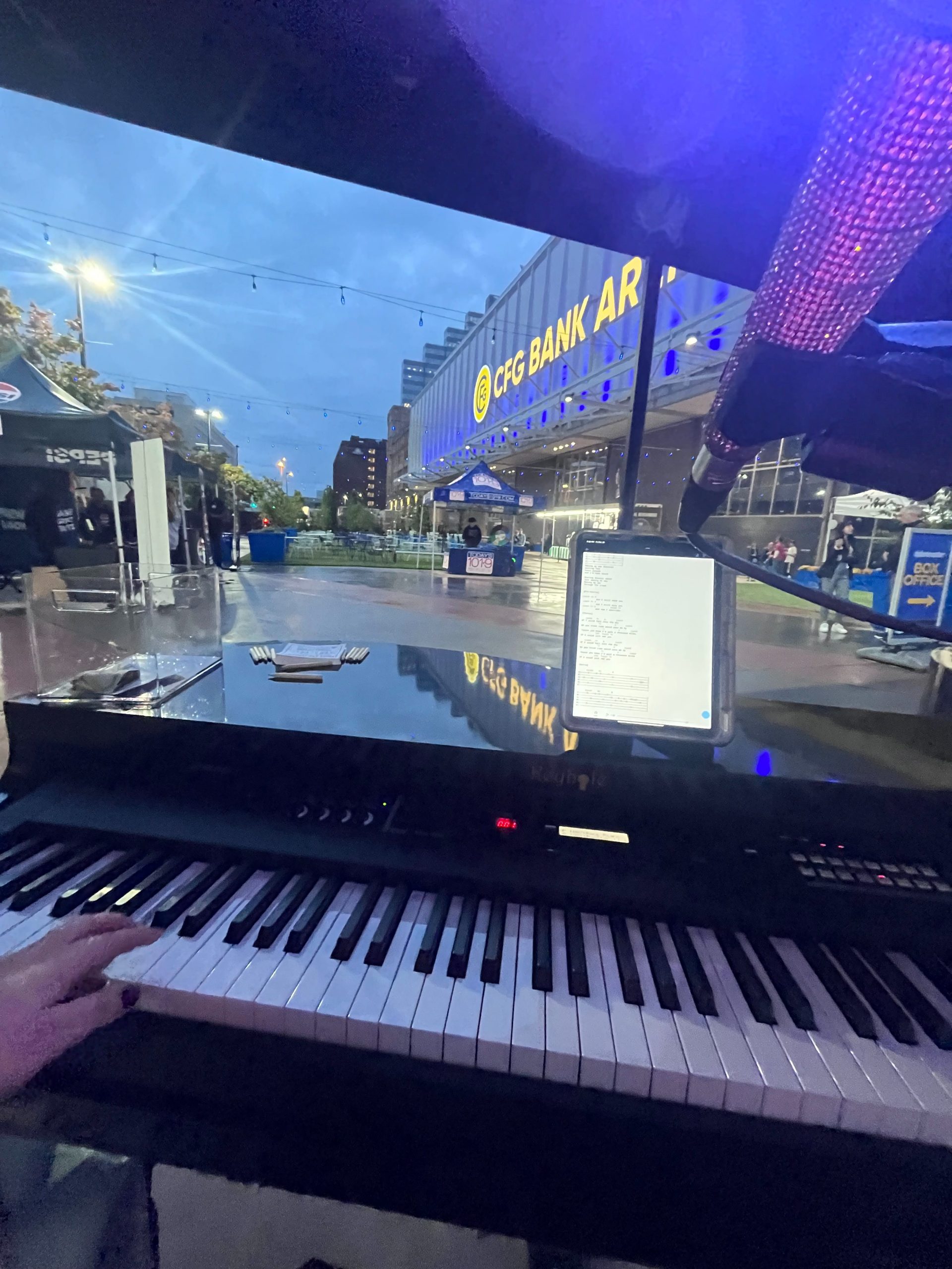 CFG Arena Rocks Baltimore with Felix And Fingers Dueling Pianos ...