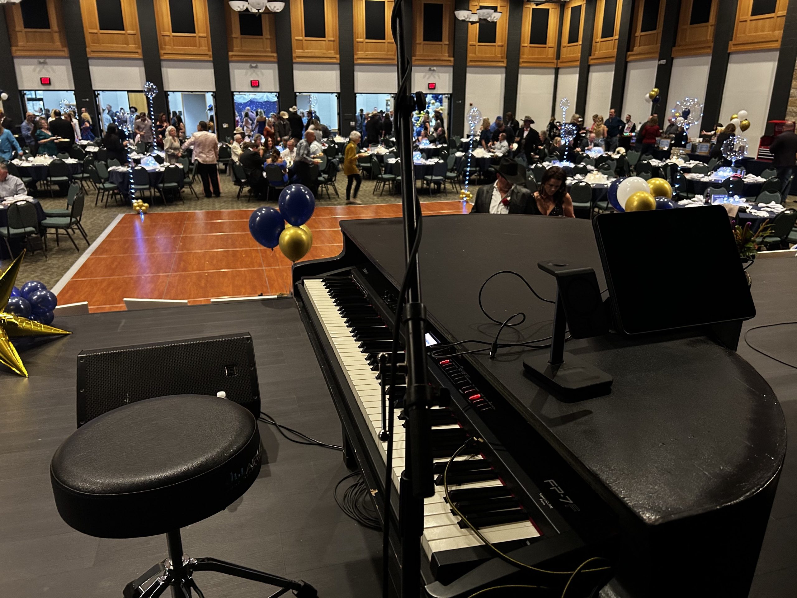 Rocking the Night Away at Decatur Conference Center: Felix And Fingers ...