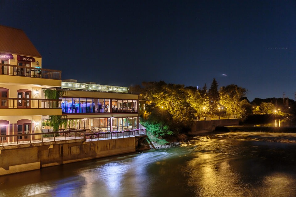 Riverside Receptions Rocks the River: A Duelling Piano Wedding ...