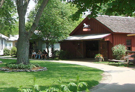 Sauder Village's Dueling Pianos Extravaganza: A Melodic Holiday Party ...