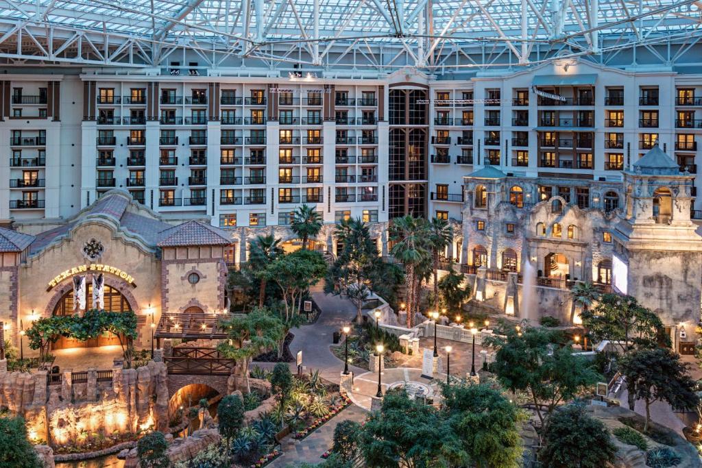 A Night of Musical Magic at Gaylord Texan Resort & Convention Center ...