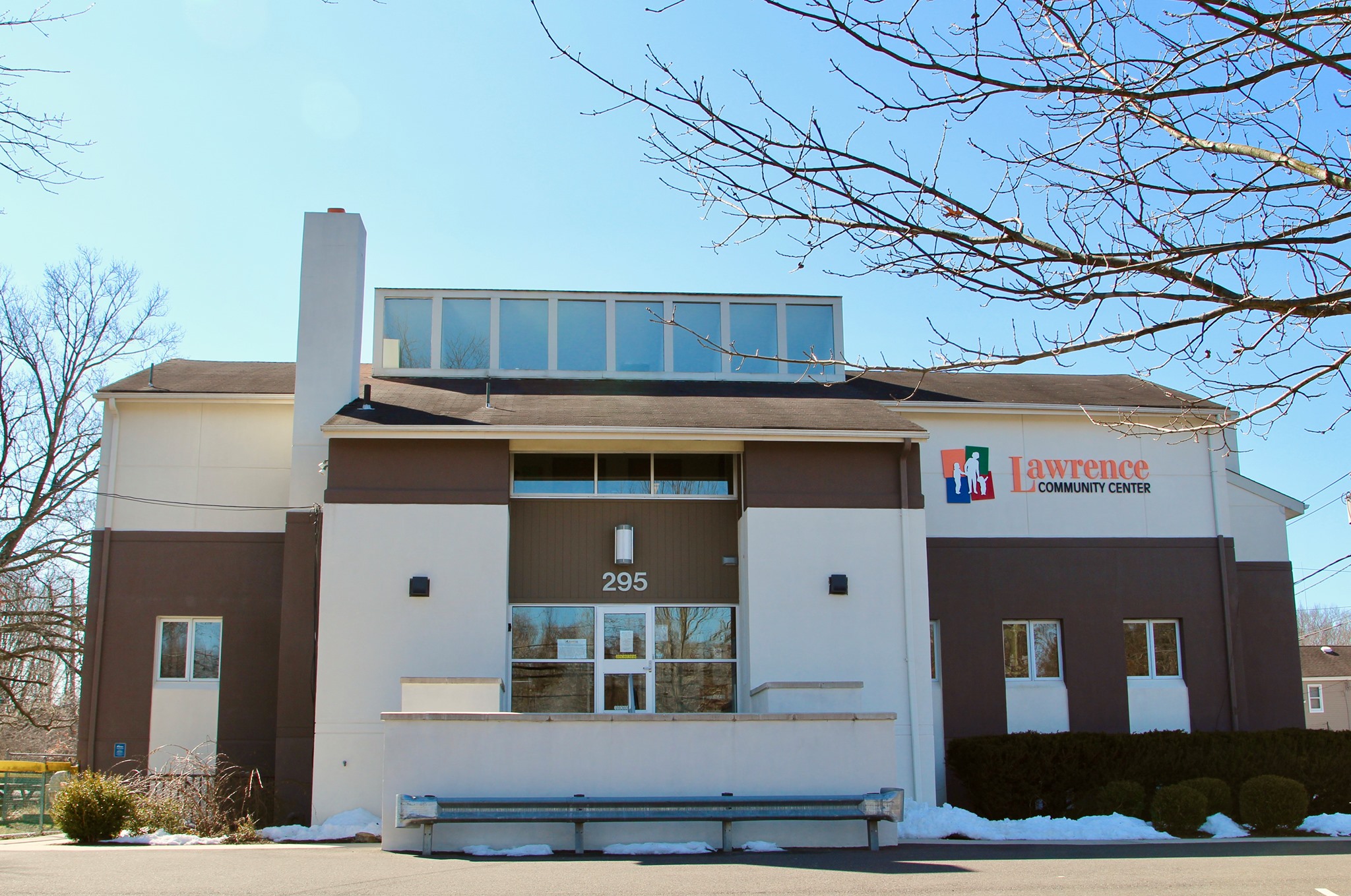 Lawrence Community Center Rocks Anamosa with Felix And Fingers: A Night ...