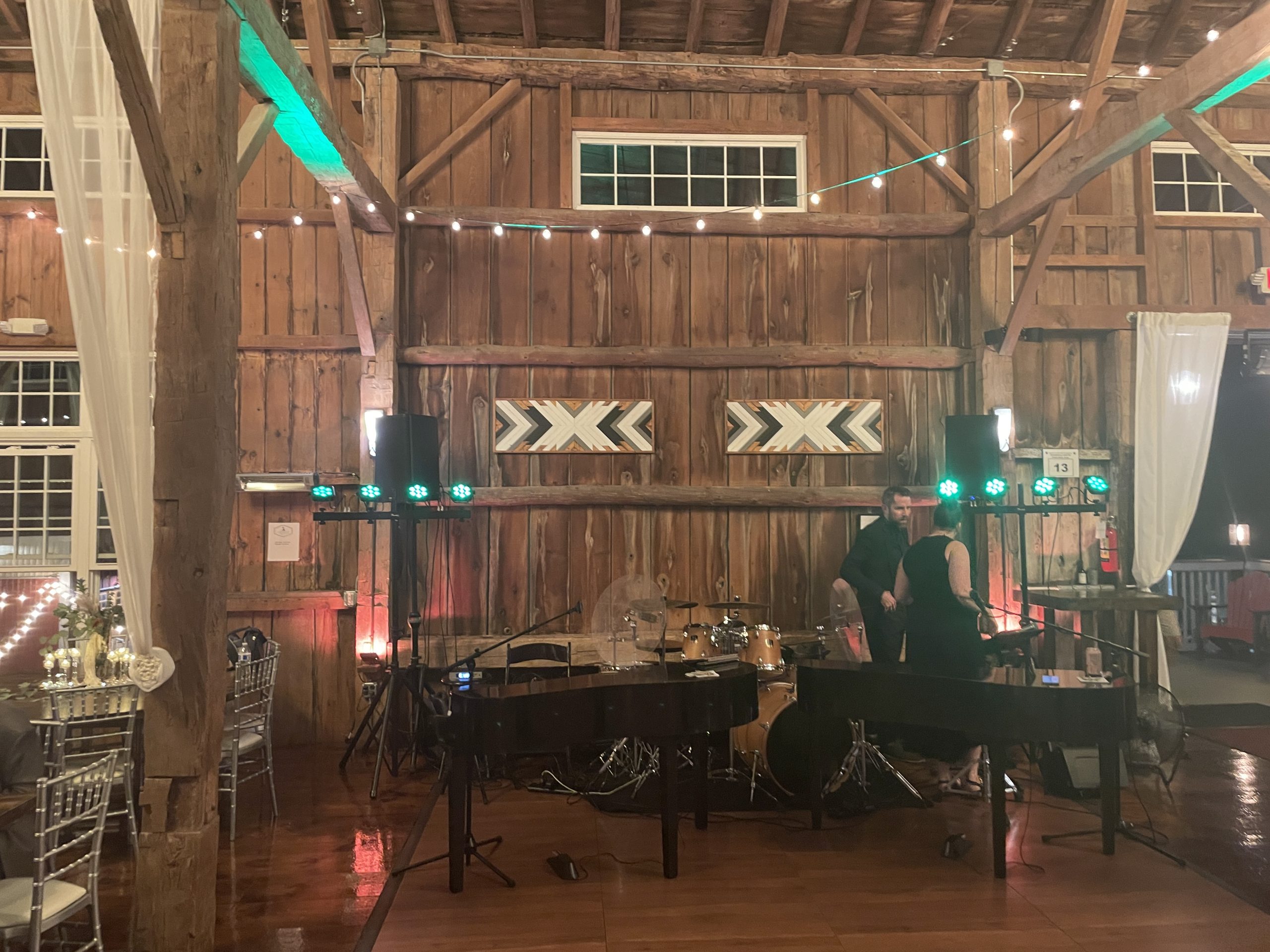 Aussie Love and Cheeseheads: A Dueling Piano Wedding Extravaganza at ...