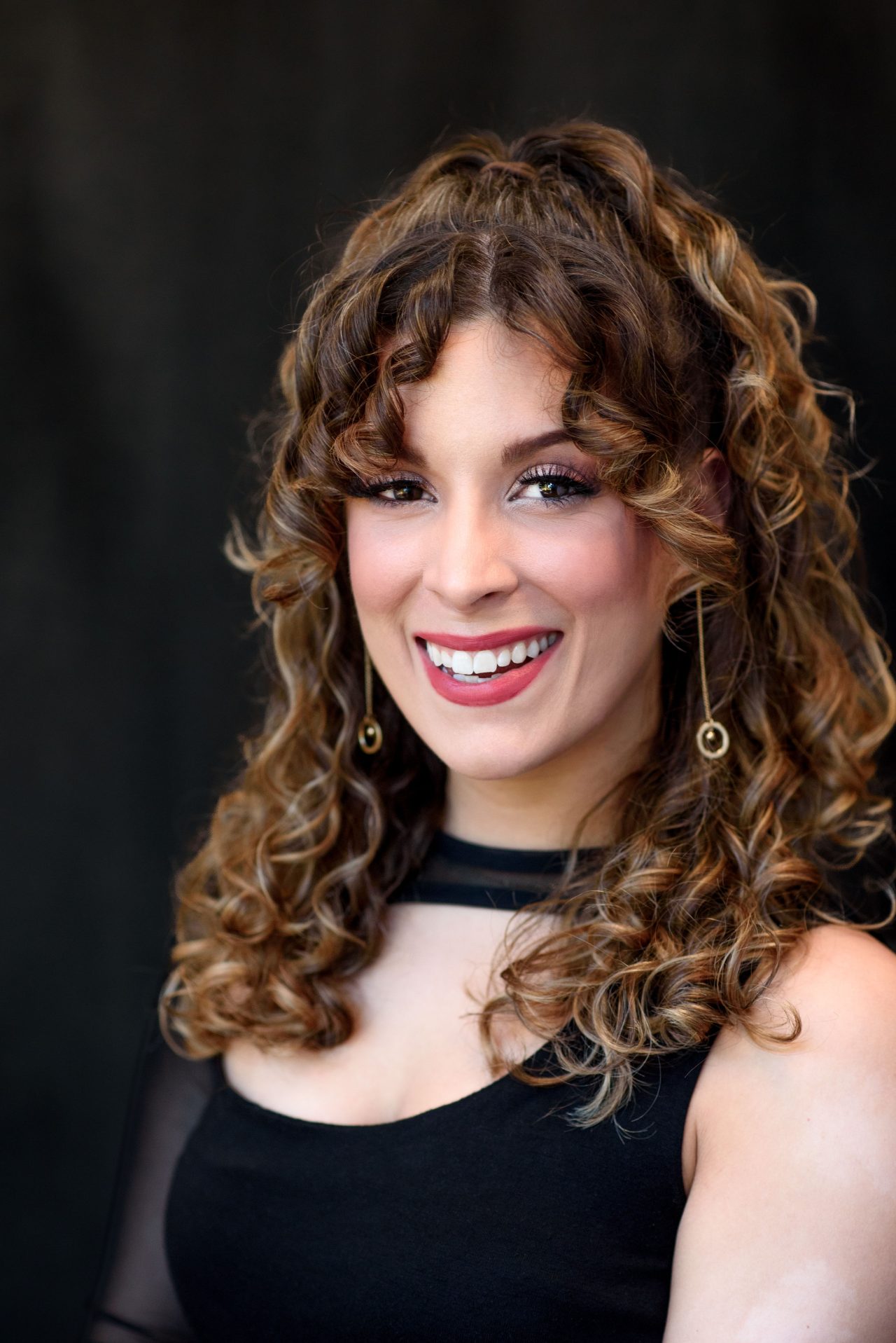 Introducing Bethany Lorentzen - Felix And Fingers Dueling Pianos