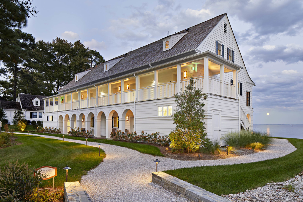 A Night of Dueling Pianos at Gibson Island Club: From Elton John to Dua ...