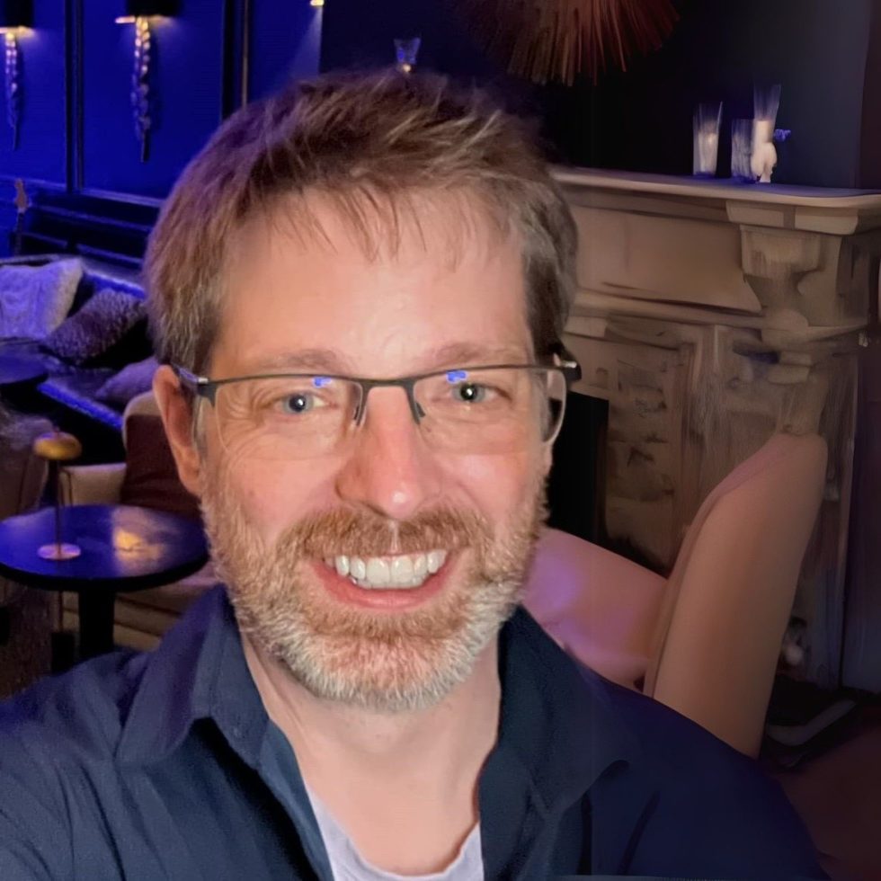 About The Company | Felix and Fingers Dueling Pianos