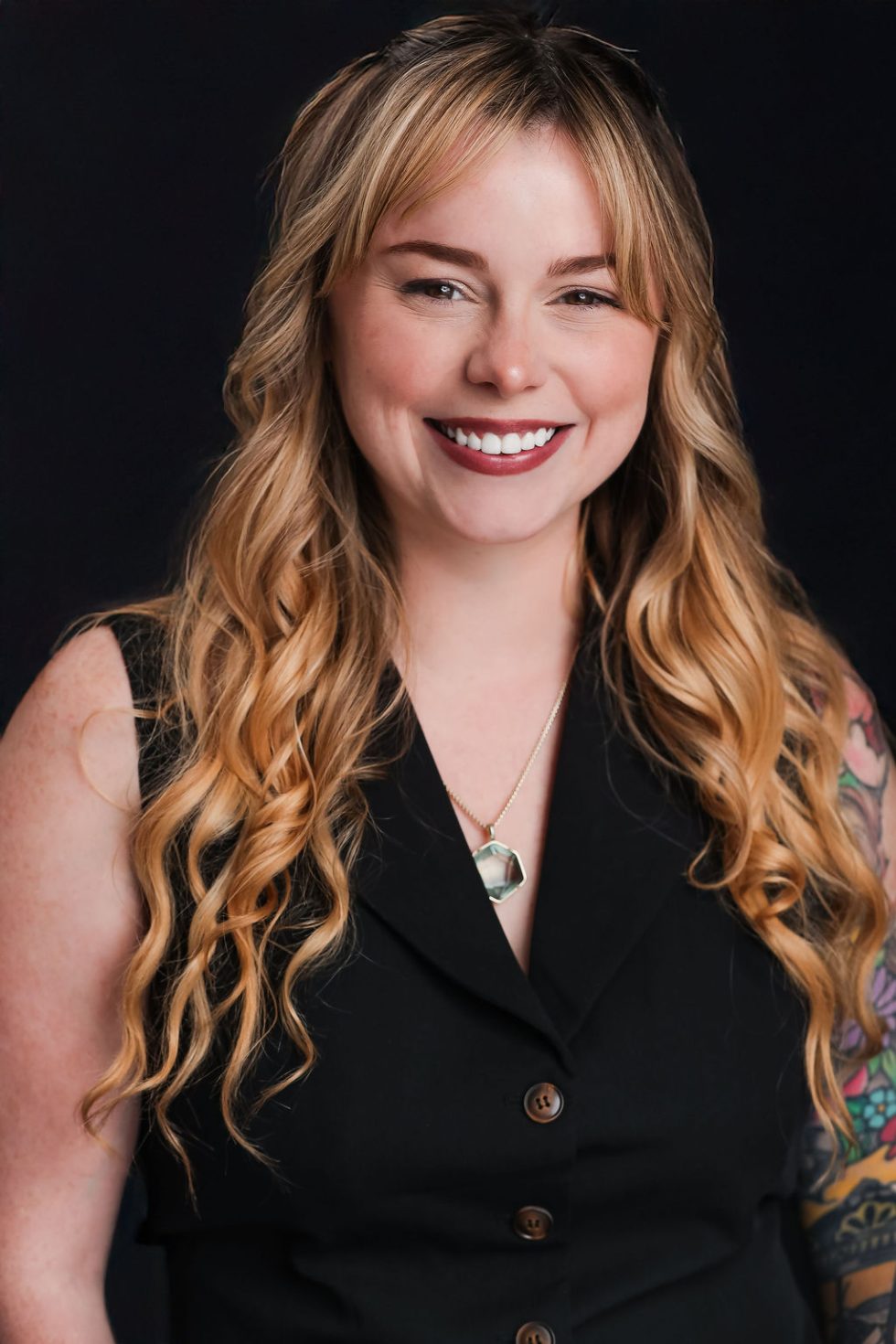 Introducing Karli Mitchell - Felix And Fingers Dueling Pianos